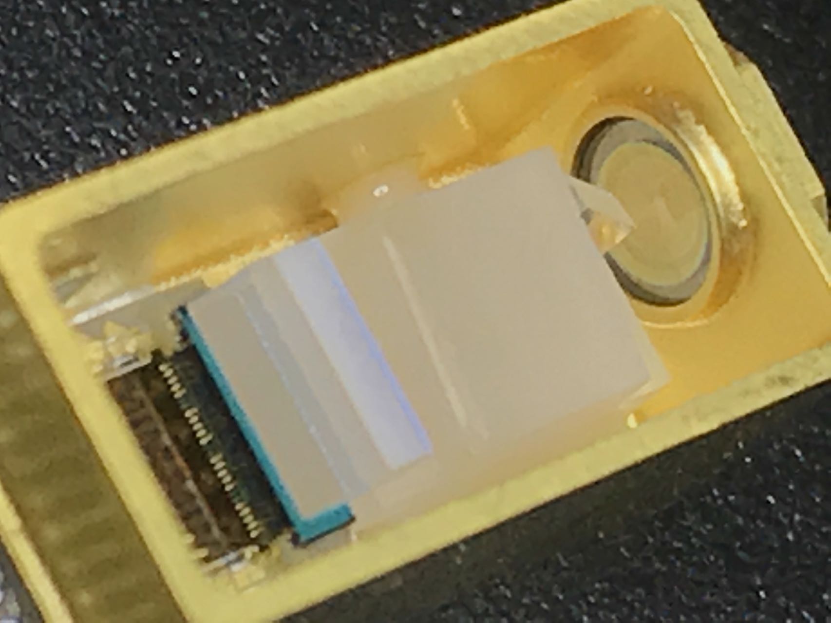 Z-block achieves very low IL, enabling efficient wavelength mux and demux in transceivers