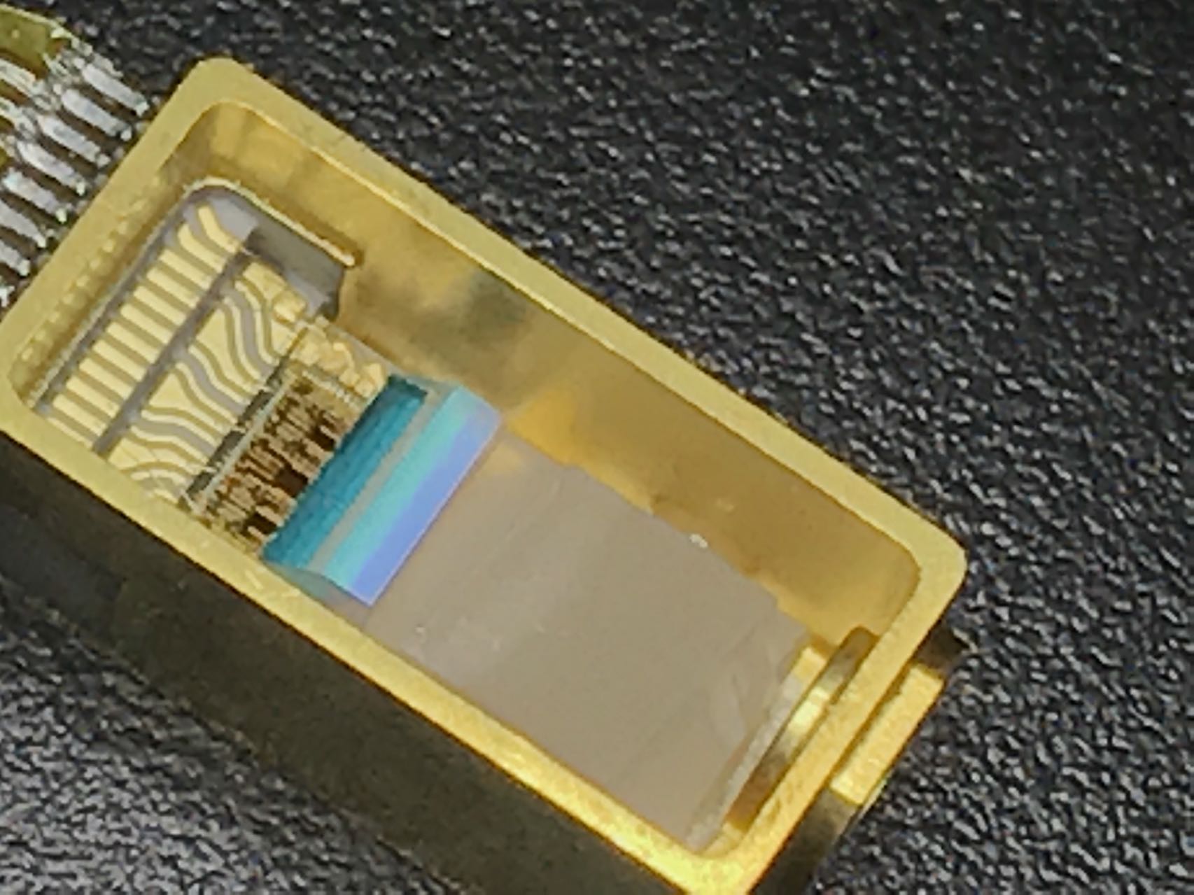 Z block mux demux TFF optical sub-assembly 收发模块光组件